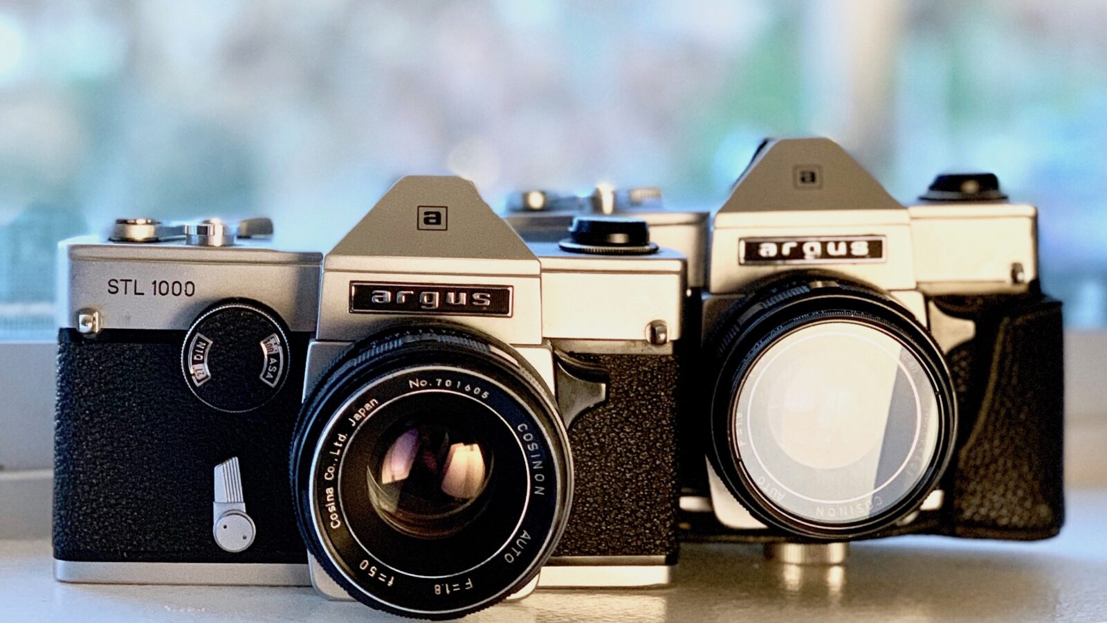The Argus STL 1000 | An Overview of a Clean & Clunky SLR