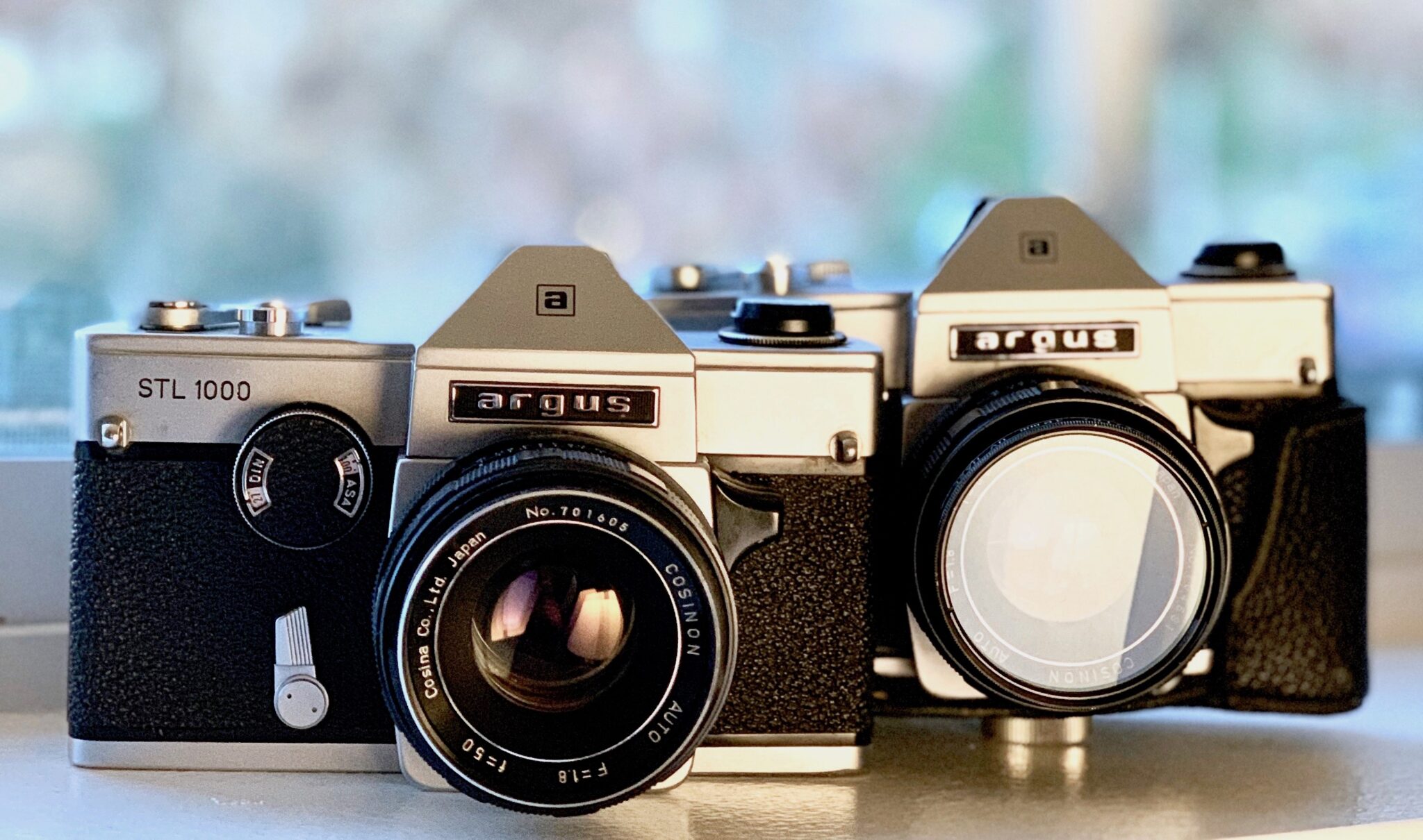 The Argus STL 1000 | An Overview of a Clean & Clunky SLR